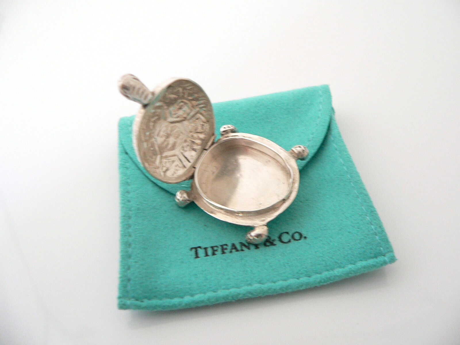 Home › Tiffany & Co Turtle Pill Box Case Container Nature Animal Love ...